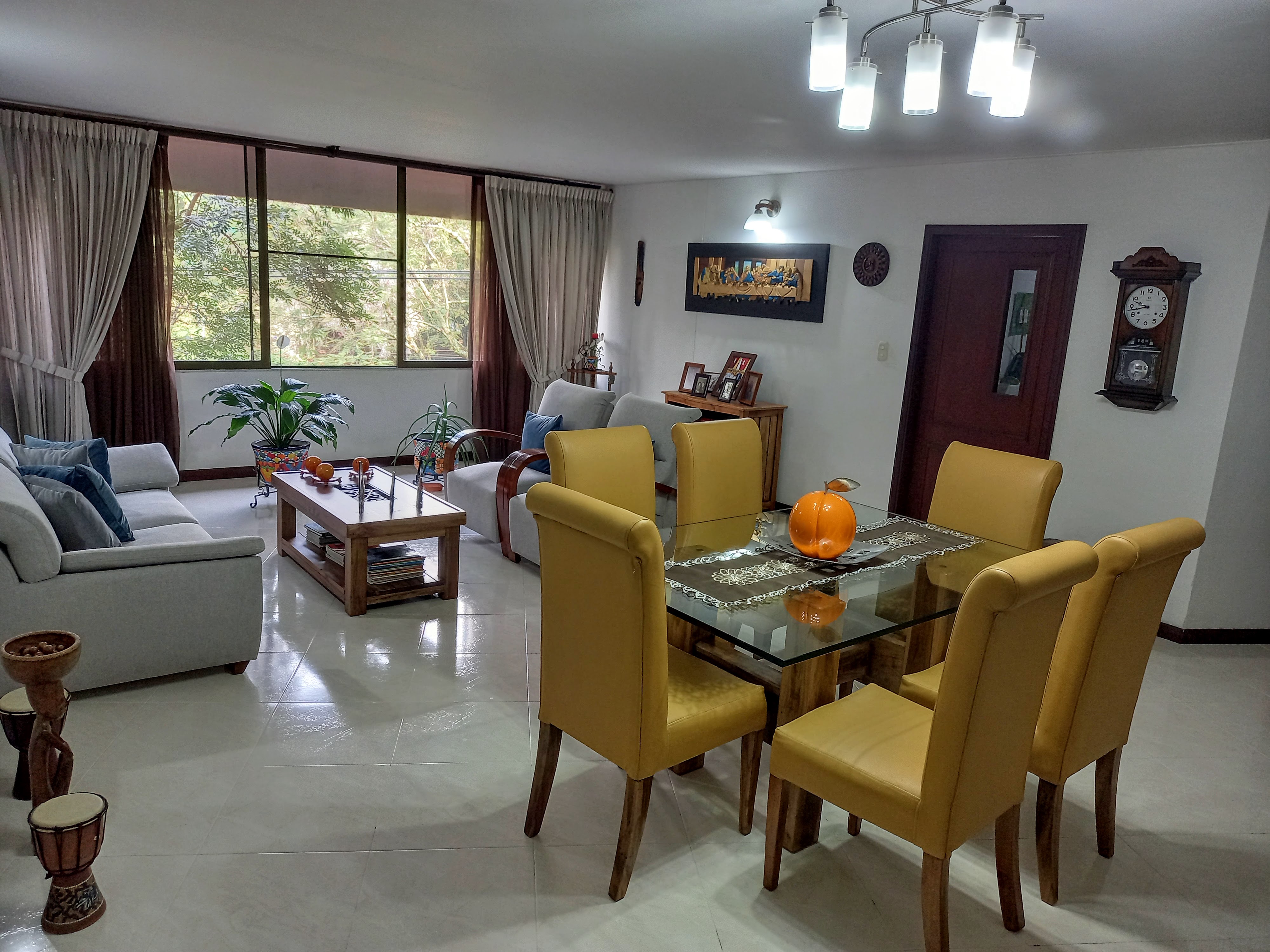 Apartamento en venta. Ref #10196468