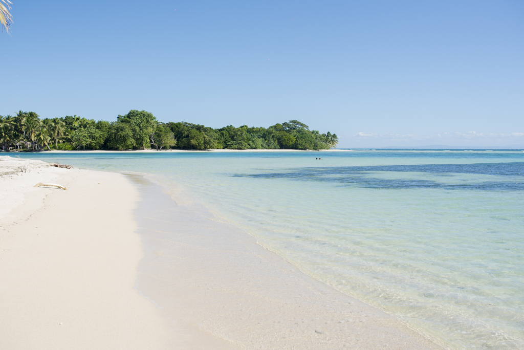 Mantis Soanambo Hotel & Spa - Hotels, eco-lodges and waterways