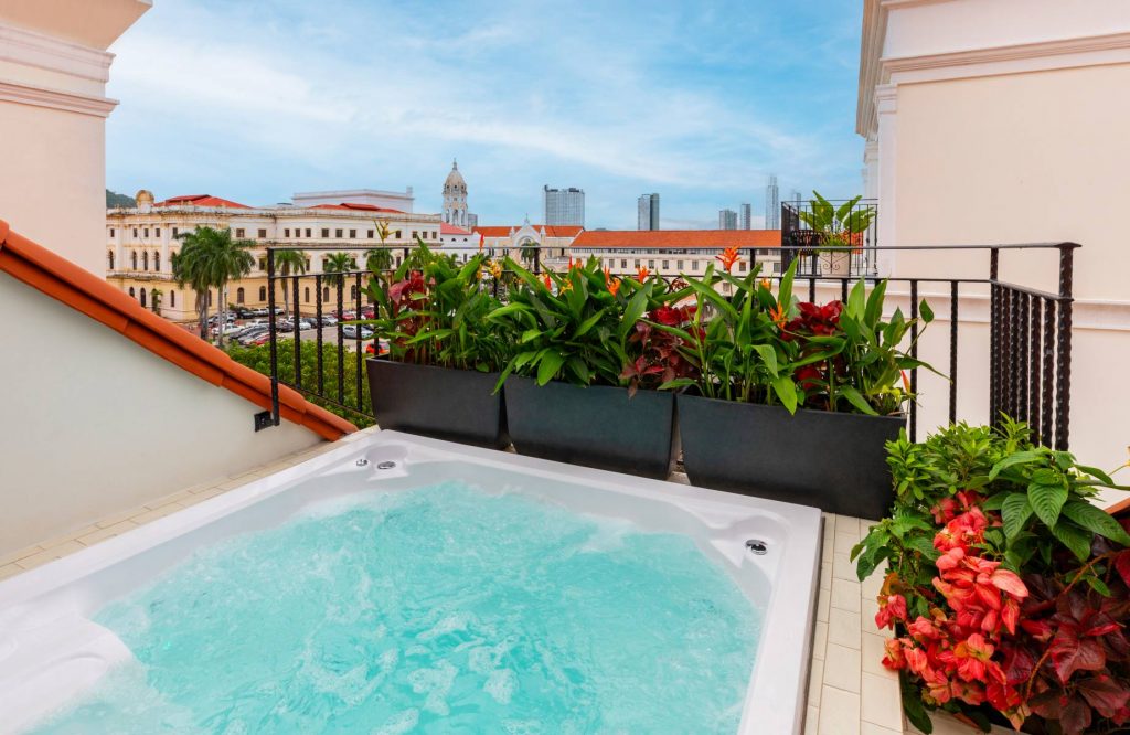 Opera Suite Plaza Courtyard View, 1 King Bed - Sofitel Legend Casco Viejo