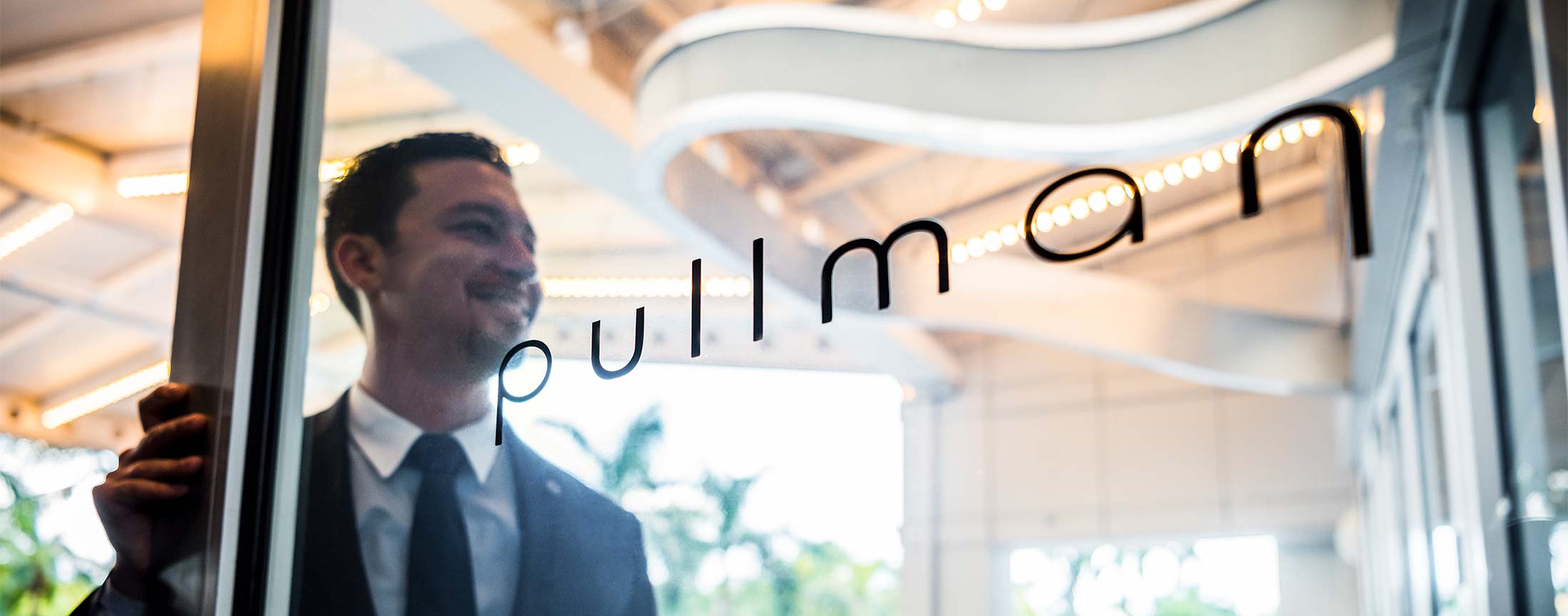 Contact Us - Pullman Miami Airport