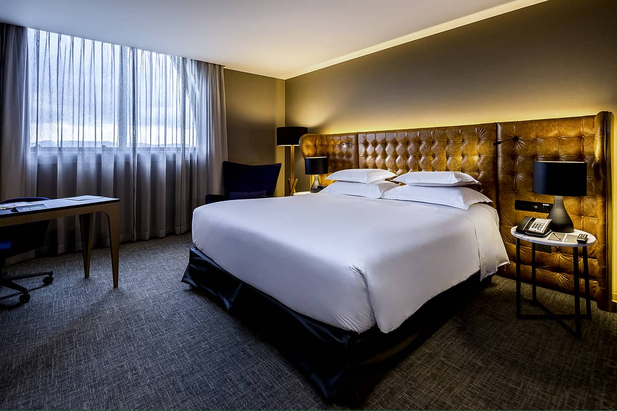 PREMIUM EXECUTIVE ROOM, 01 king size bed, renovated, bathtub, executive ...