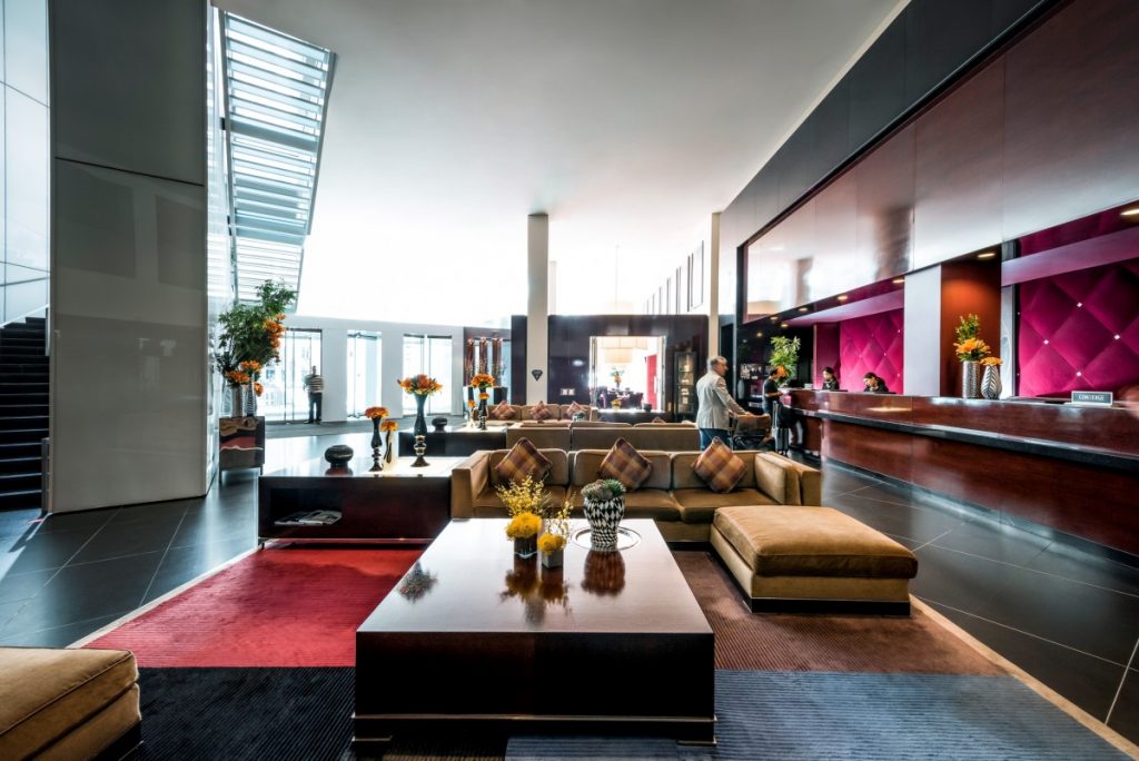 Sofitel Chicago Magnificent Mile - Sofitel Chicago Lobby