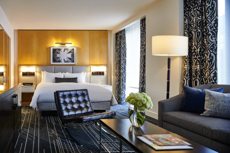 Sofitel Chicago Magnificent Mile - ROOMS & SUITES