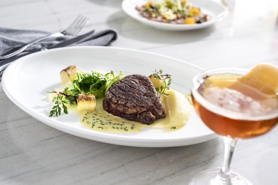 Sofitel Chicago Magnificent Mile - CUISINE