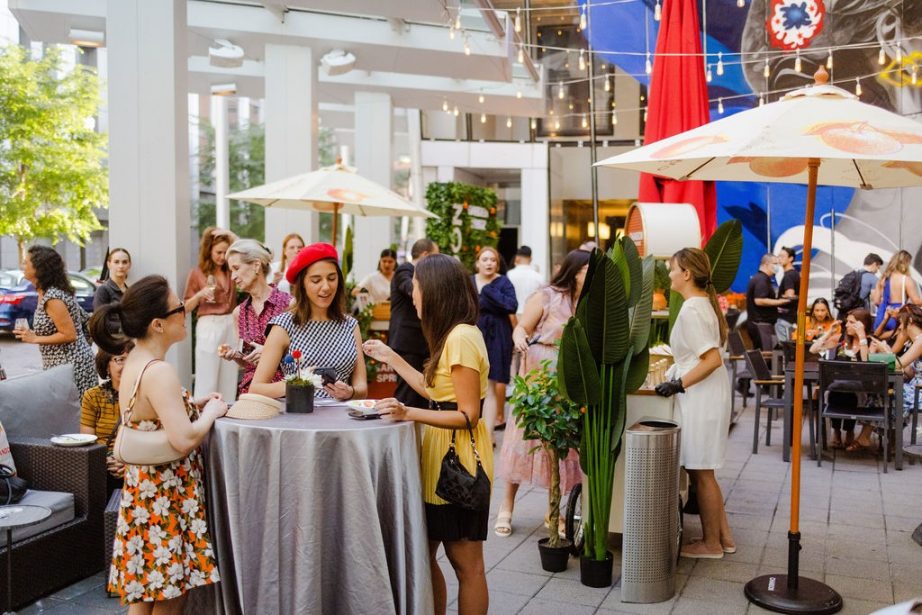 Sofitel Chicago Magnificent Mile - SERVICES & AMENITIES