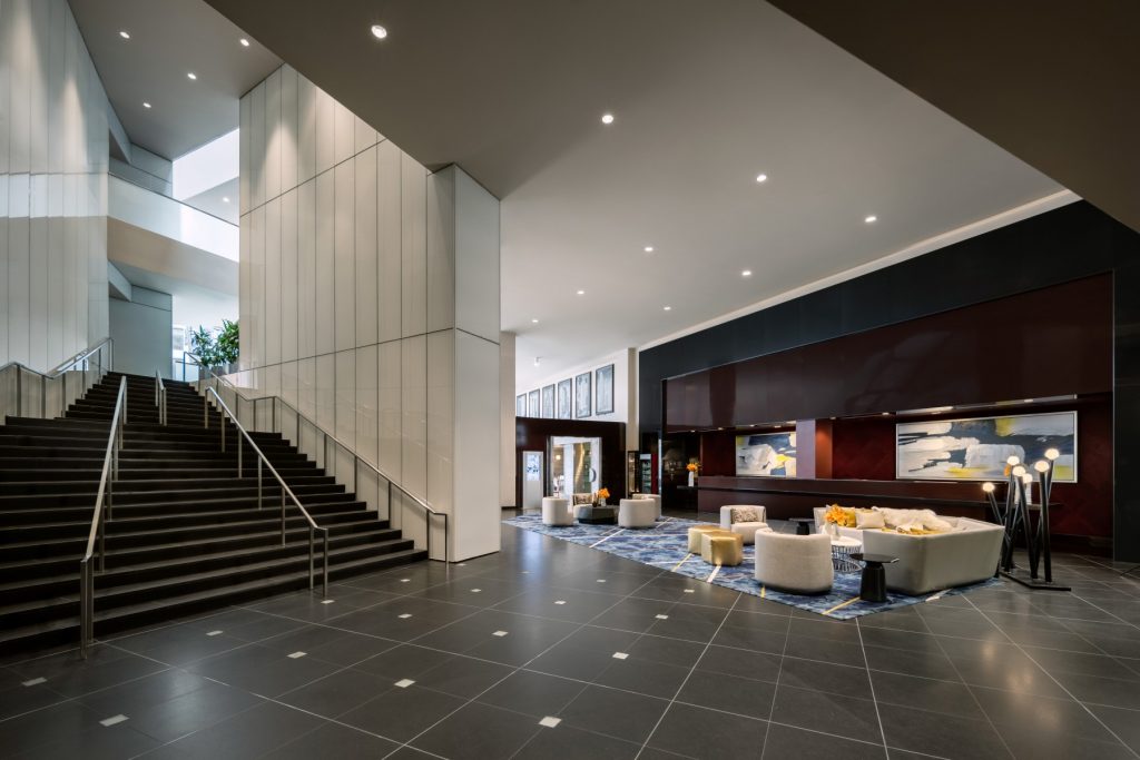 Experience Downtown Chicago Luxury - Sofitel Chicago Magnificent Mile