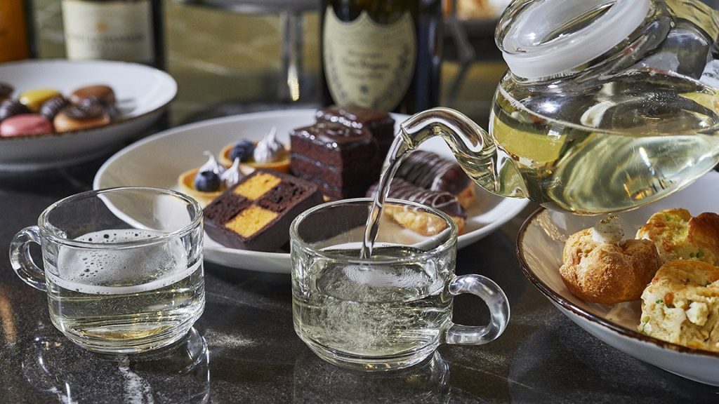 Sofitel Chicago Magnificent Mile - UN-TEA AFTERNOON APÉRO