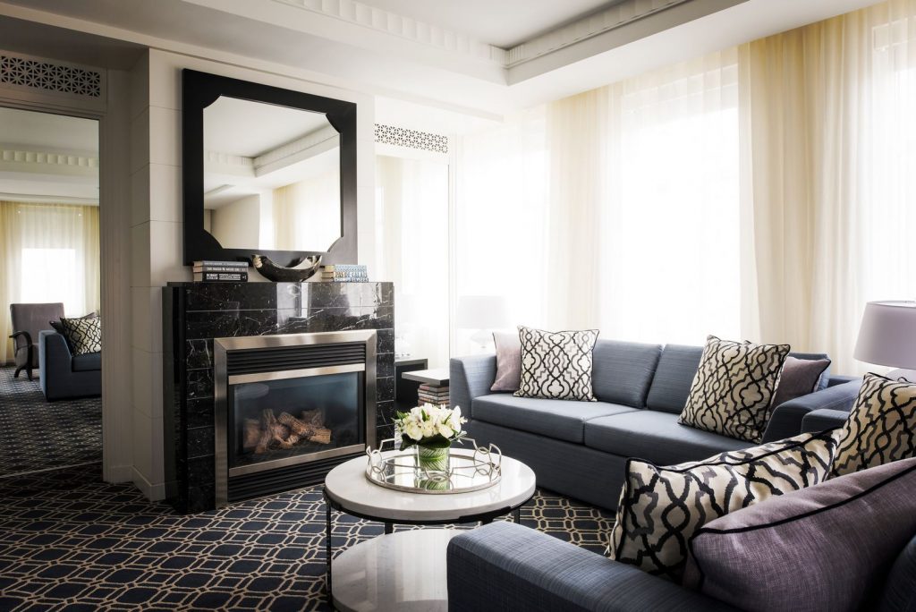 Washington DC Presidential Suite with Foyer, Adjoining Room, Private ...