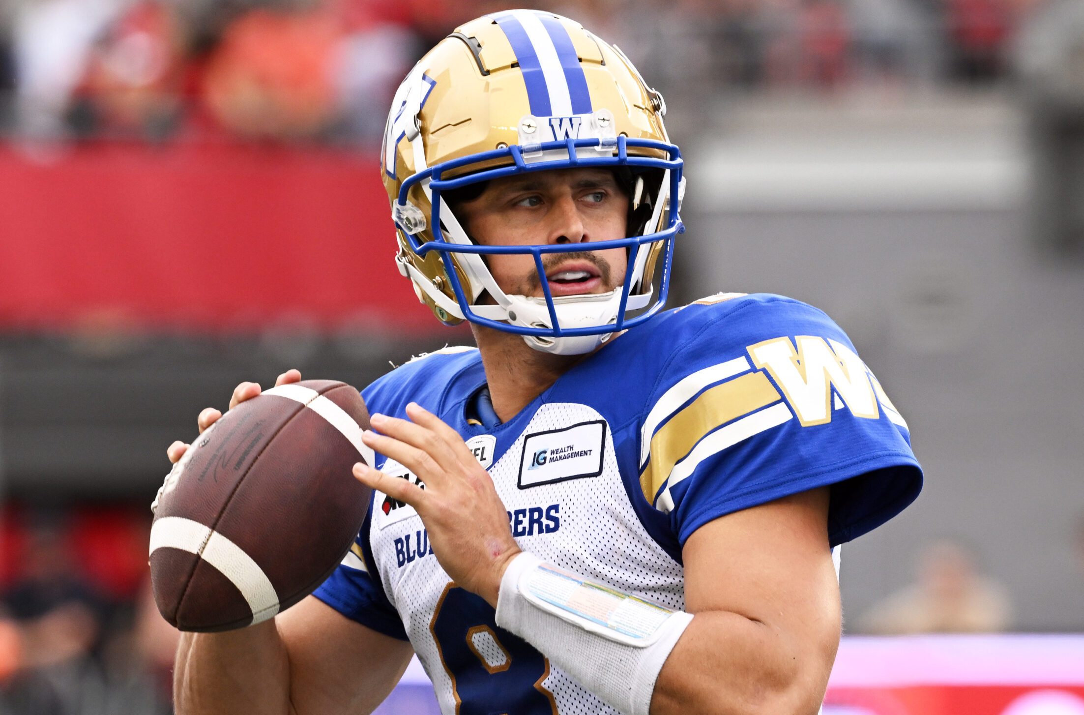 Bombers' QB Zach Collaros exits Week 10 game with upper-body injury ...