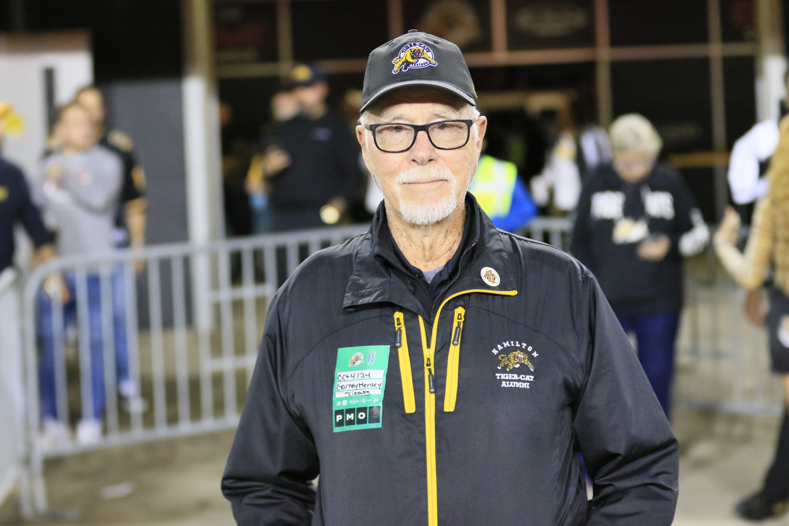 Hamilton Tiger-Cats to retire legendary DB/REC Garney Henley's number ...