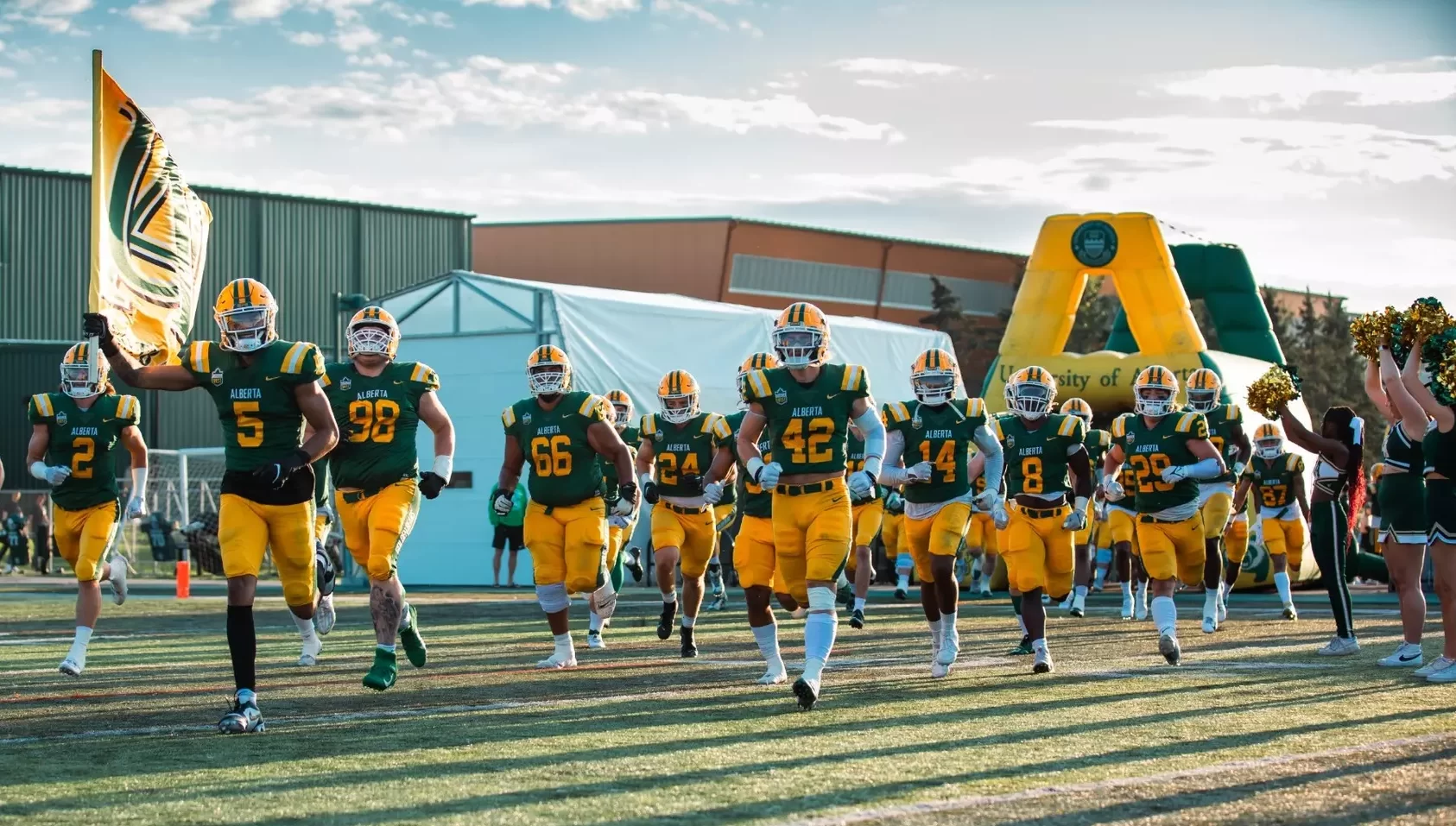 Alberta Golden Bears finalize coaching staff featuring five former CFL ...