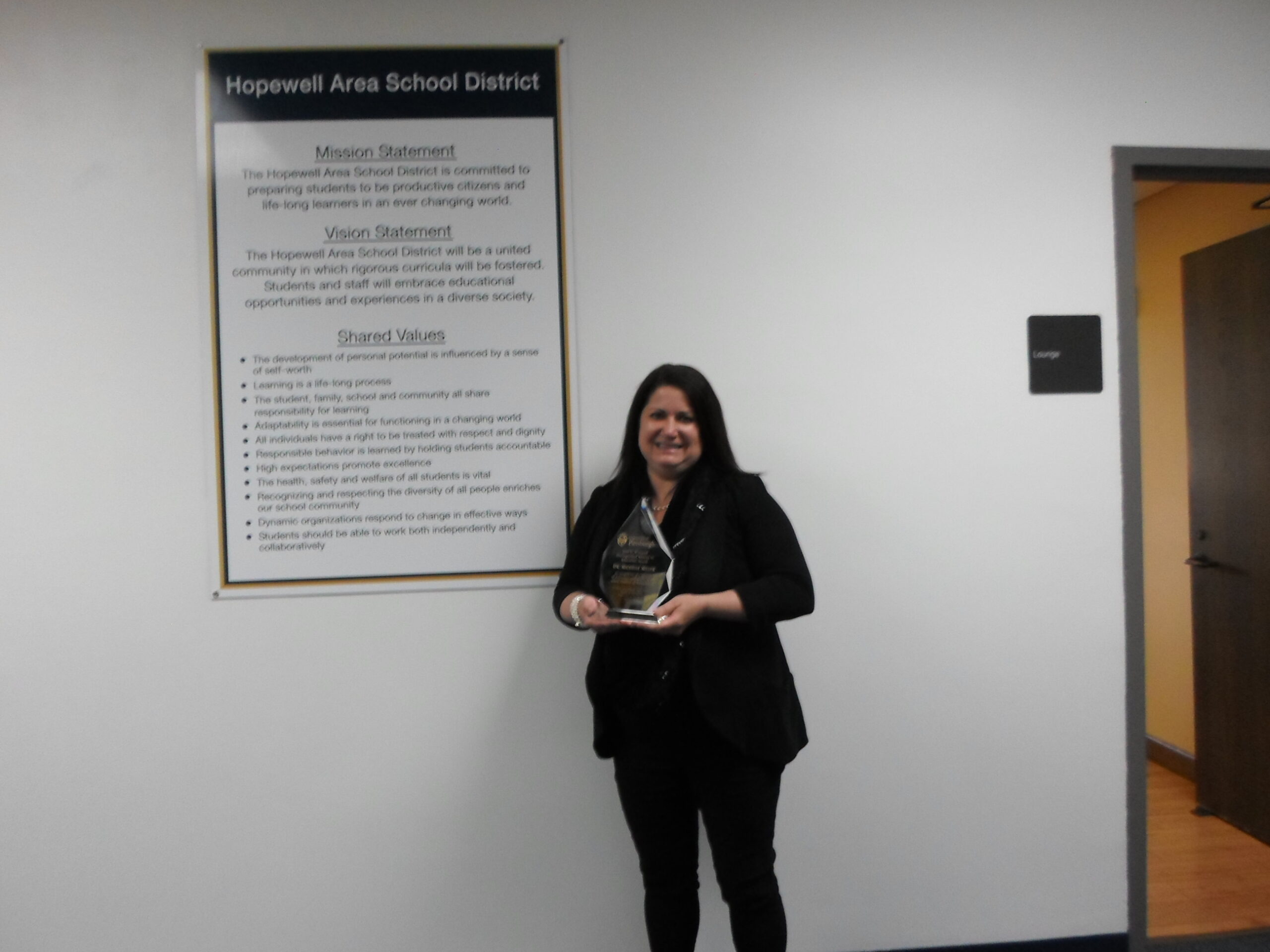 Hopewell School District superintendent announces her resignation ... Hopewell School District superintendent announces her resignation ...
