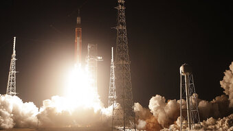 NASA's Mightiest Rocket Lifts off 50 years after Apollo - Beaver County ...
