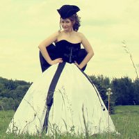 Cosplay.com - photo Nannerl Mozart by user Chachamaru.