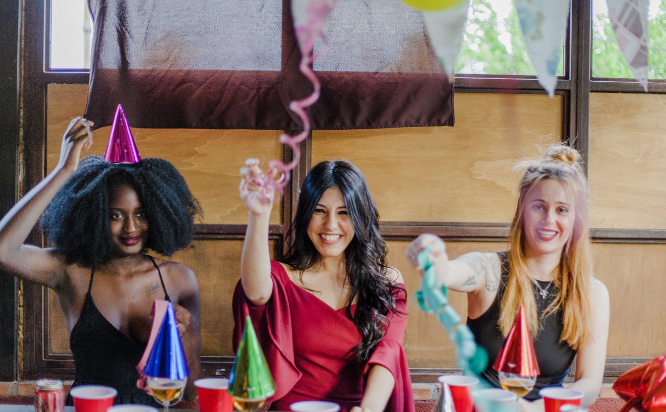 19th Birthday Party Ideas - CustomizedGirl Blog