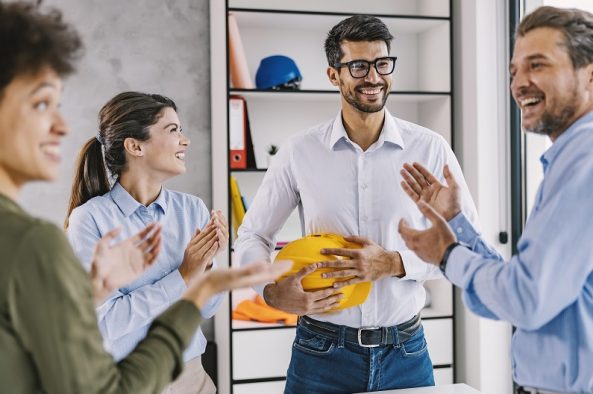 25 Fun Ways to Welcome New Employees - CustomizedGirl Blog