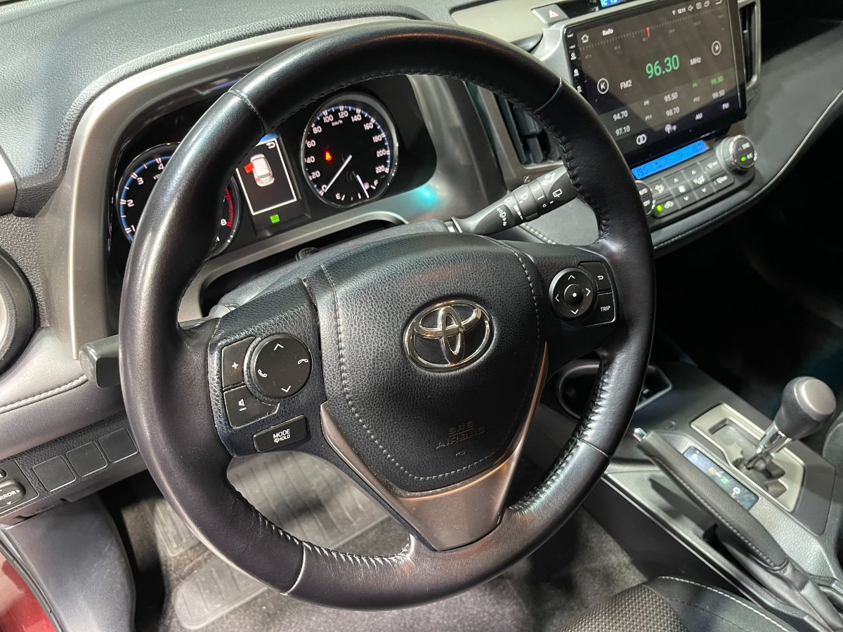 Toyota Rav4 CVT PLUS 2017 USD 21,900 | Go Select
