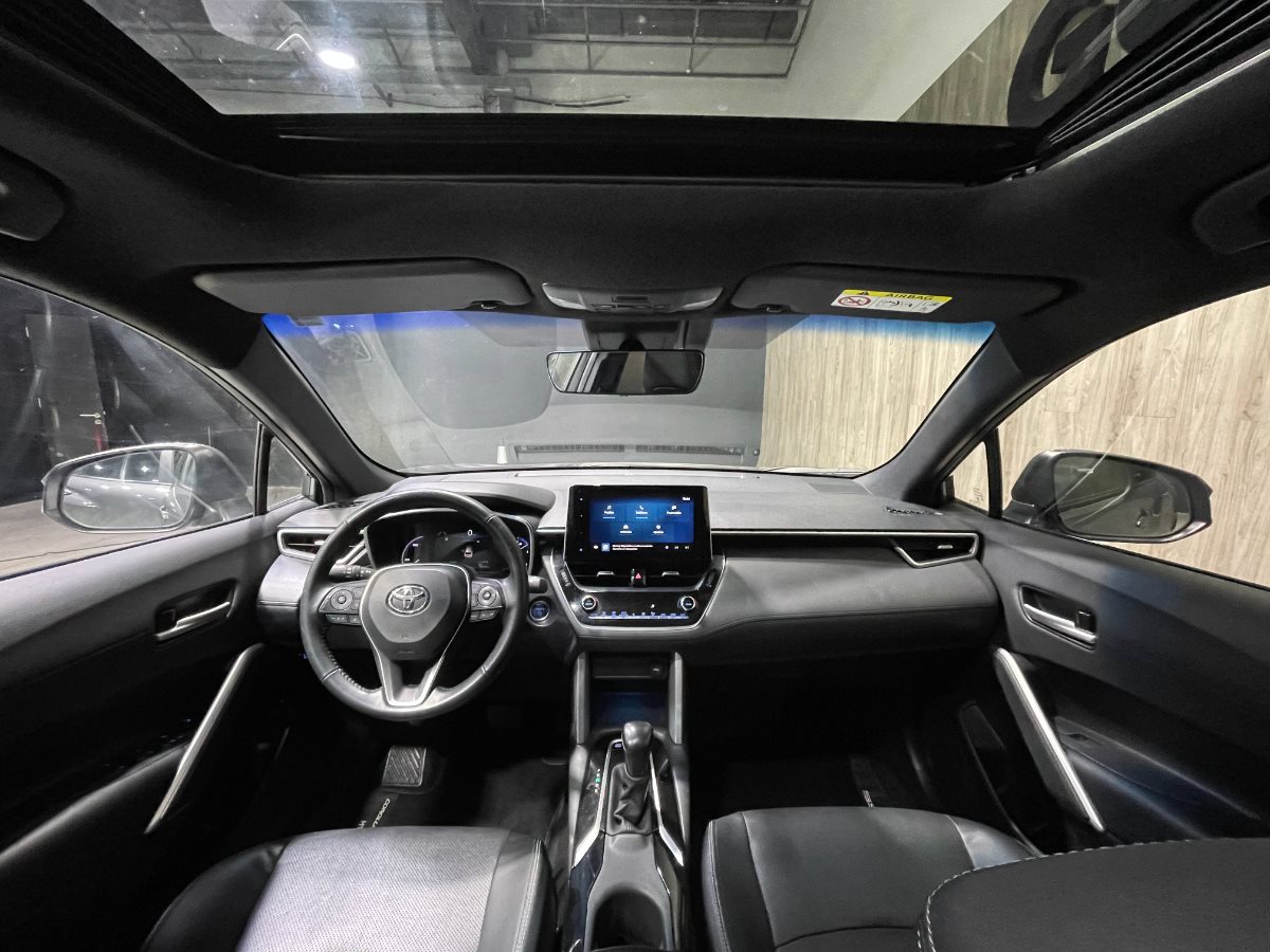 Toyota Corolla Cross SEG 2023 USD 35,900 | Go Select