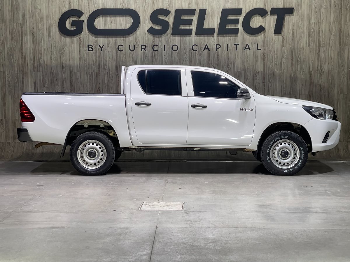 Toyota Hilux DX 4x2 DIESEL 2024 USD 39,900 | Go Select