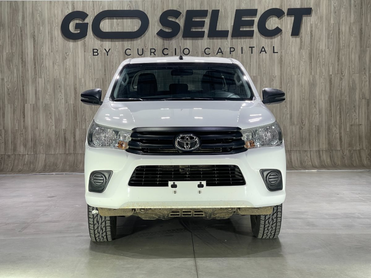 Toyota Hilux DX 4x2 DIESEL 2024 USD 39,900 | Go Select