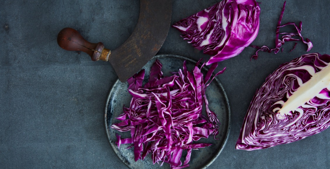 2 coloridas recetas con repollo colorado, una verdura que no defrauda