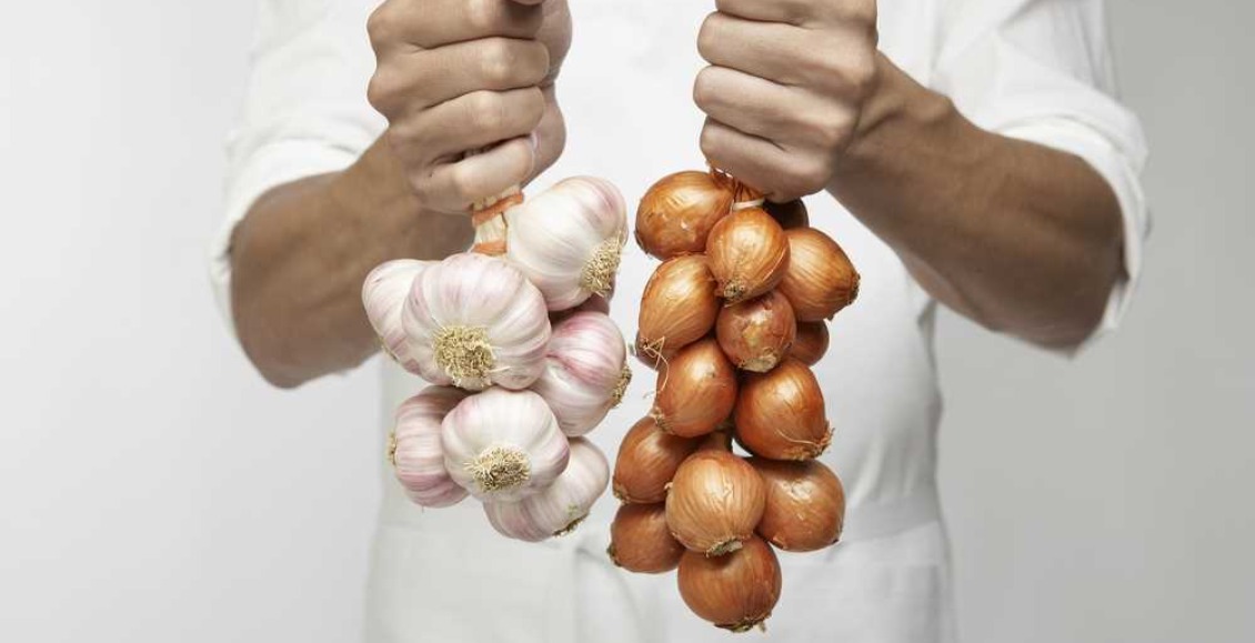 El ajo y las cebollas, 2 ingredientes infaltables en la cocina