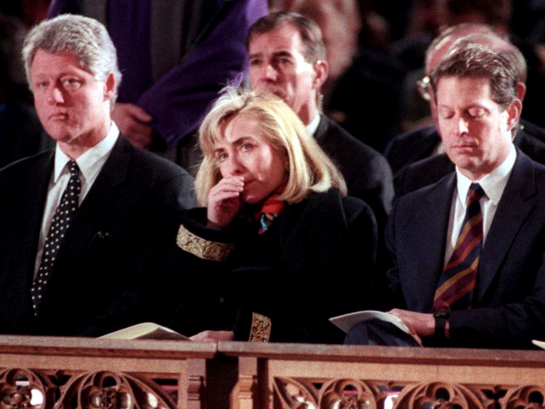 The Political Machine: Watching “The War Room” in 2016 | Features ...