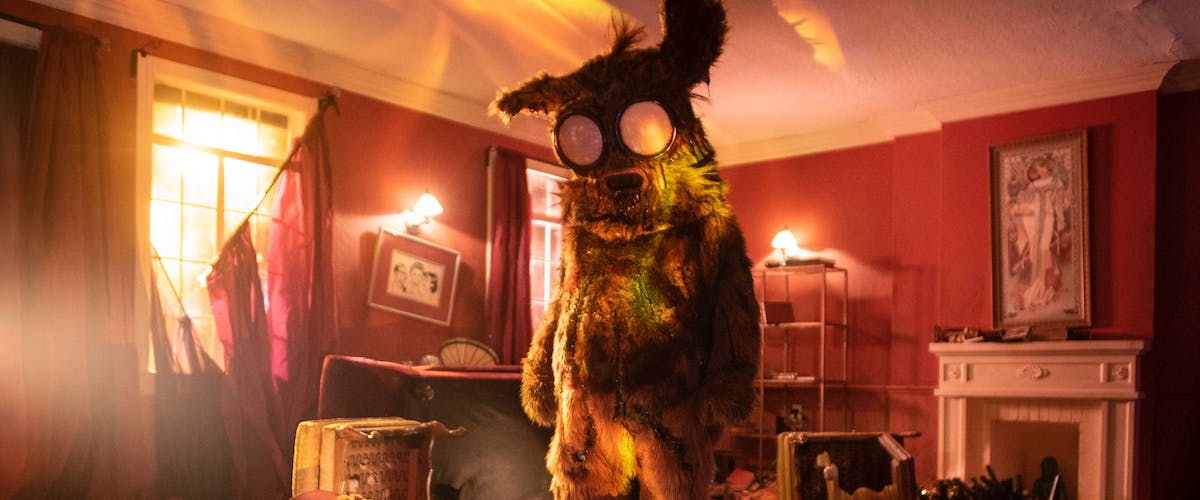 Into the Dark: Pooka movie review (2018) | Roger Ebert