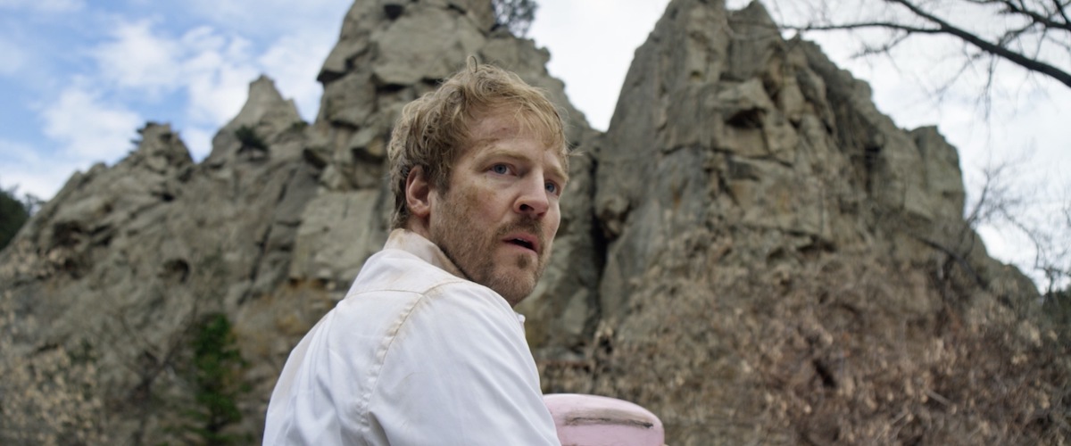 Monuments movie review & film summary (2021) | Roger Ebert