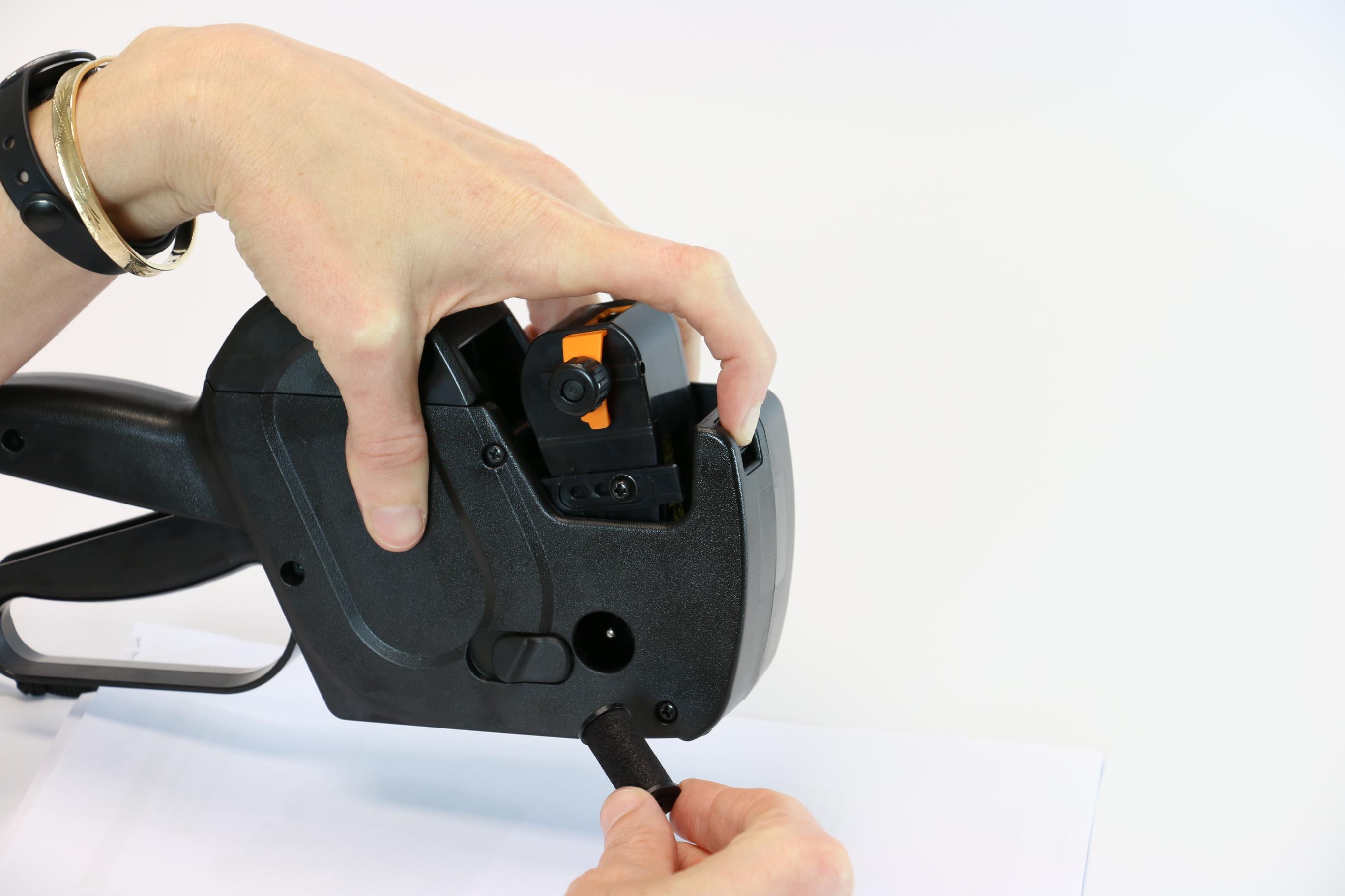 Handheld Label Makers for Low and High Volume | SATO