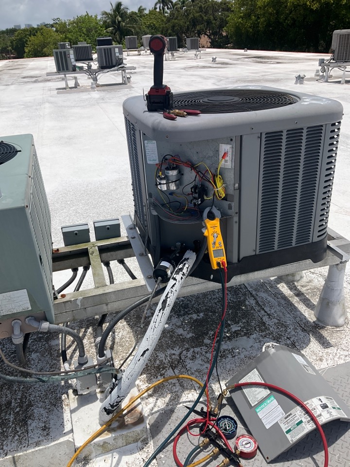 Air Conditioner Repair and Installation in Wilton Manors FL