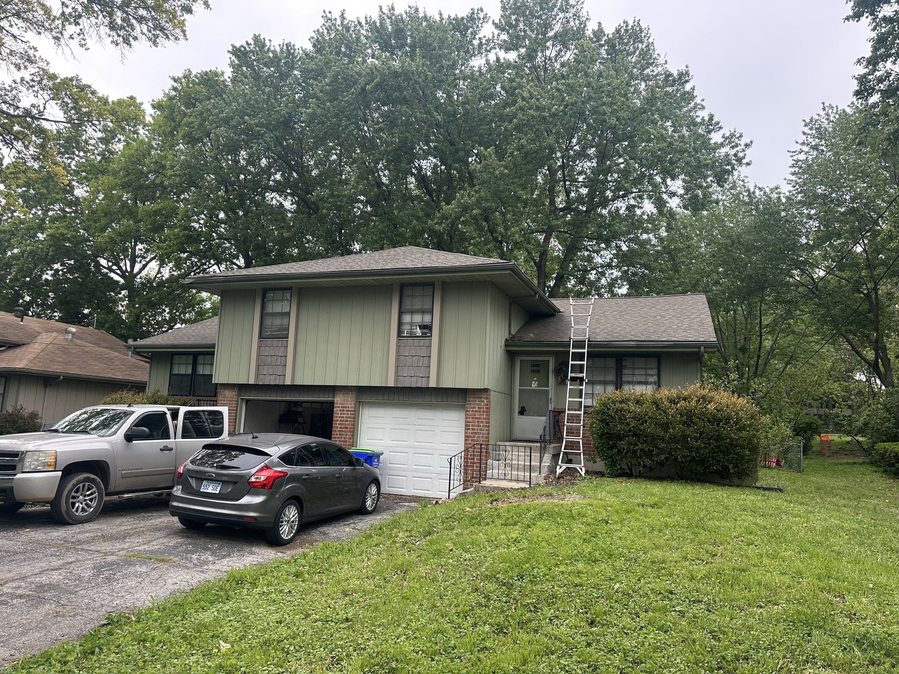 Roofing Company Shawnee, Kansas (Roof Repair)