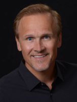 Bryan Den Hartog Surgeon in Eagan, MN 55121