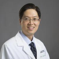 Michael Lin Doctor in Chicago, IL 60612