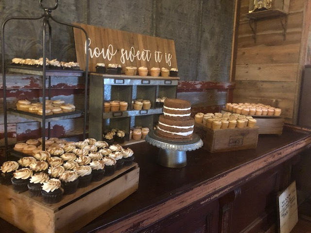 Weddings – Simple Simon Bakery