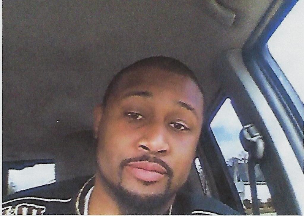 This online memorial is dedicated to Aaron Kevin Braswell. It is a ...