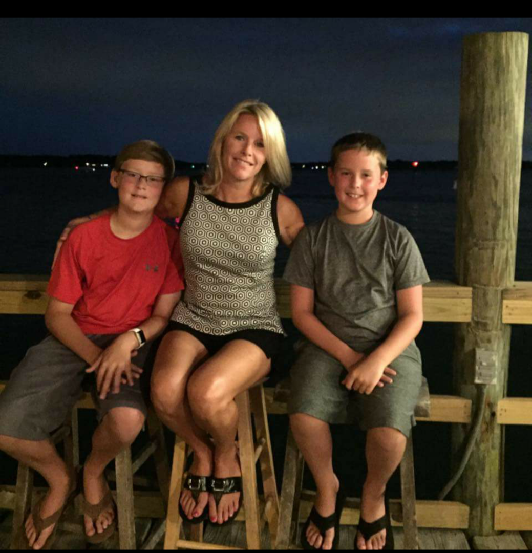 This online memorial is dedicated to Amy Abbott. It is a place to ...