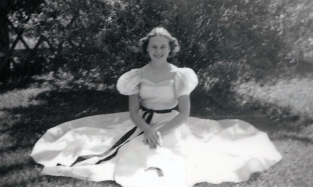 This online memorial is dedicated to Billie Elizabeth Keating. It is a ...