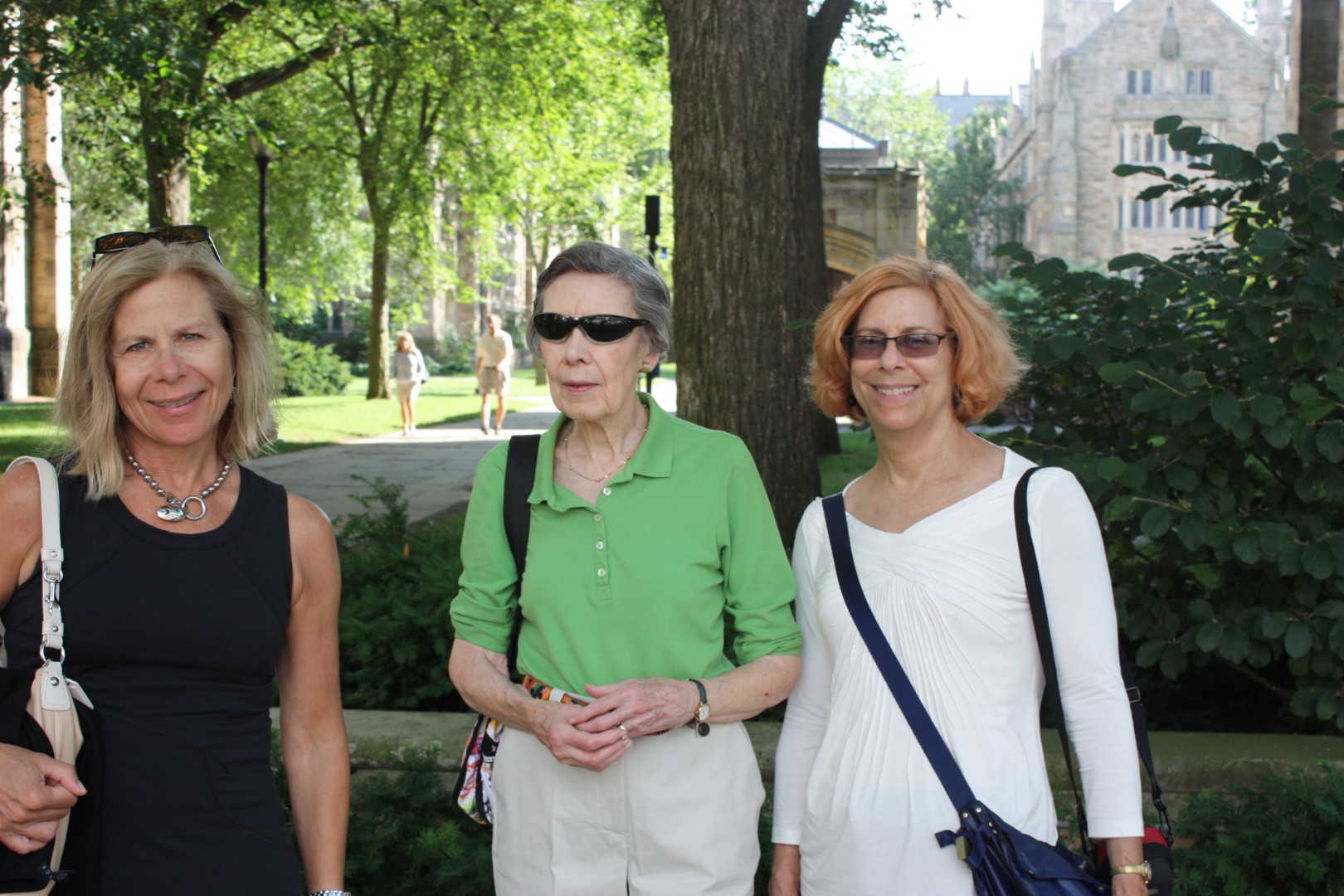 This online memorial is dedicated to Brenda E. Davis. It is a place to ...