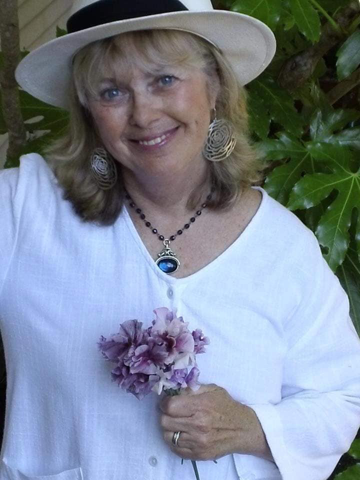 This online memorial is dedicated to Candy Lynn DeLaHunt. It is a place ...