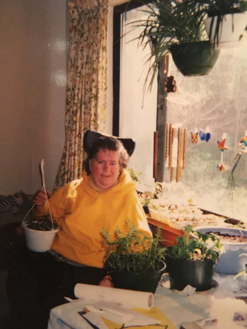 This online memorial is dedicated to Carol "Carrie" Dearborn. It is a ...