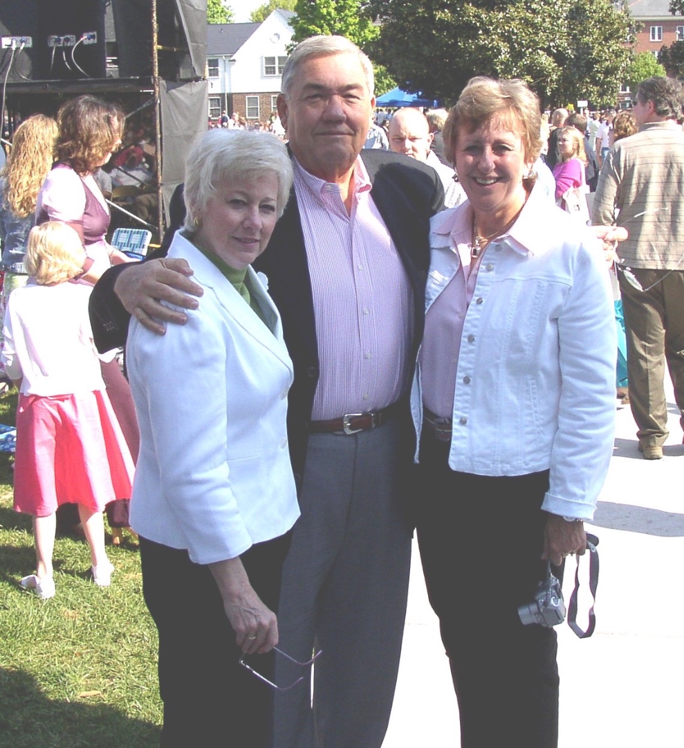 This online memorial is dedicated to Connie Martin Barney. It is a ...