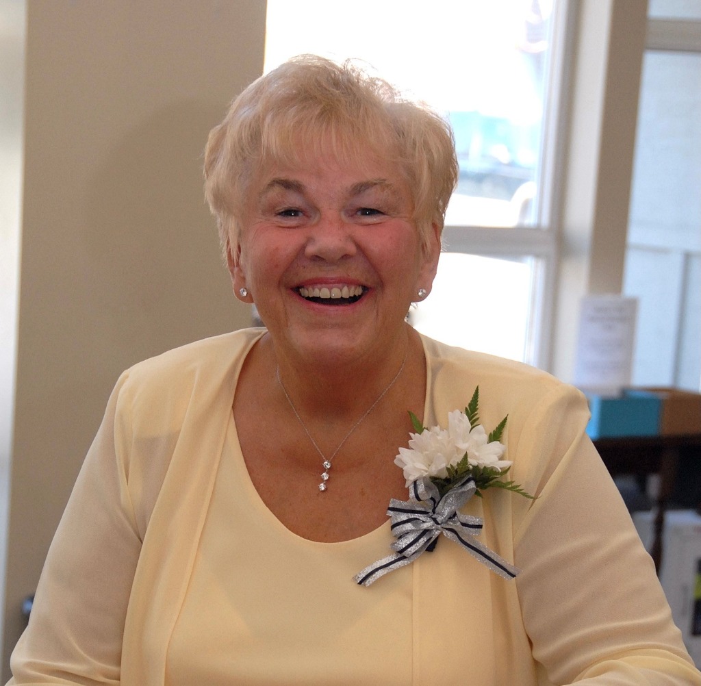 This online memorial is dedicated to Diane Joy Kelly. It is a place to ...