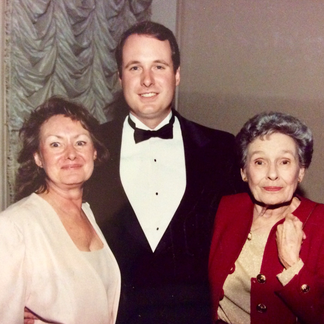 This online memorial is dedicated to Elizabeth Vaden Reid. It is a ...