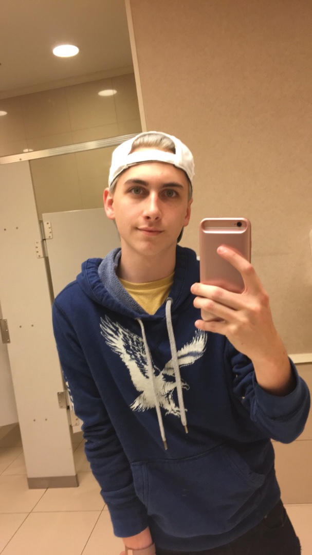 This online memorial is dedicated to Ethan Thomas Tharpe. It is a place ...