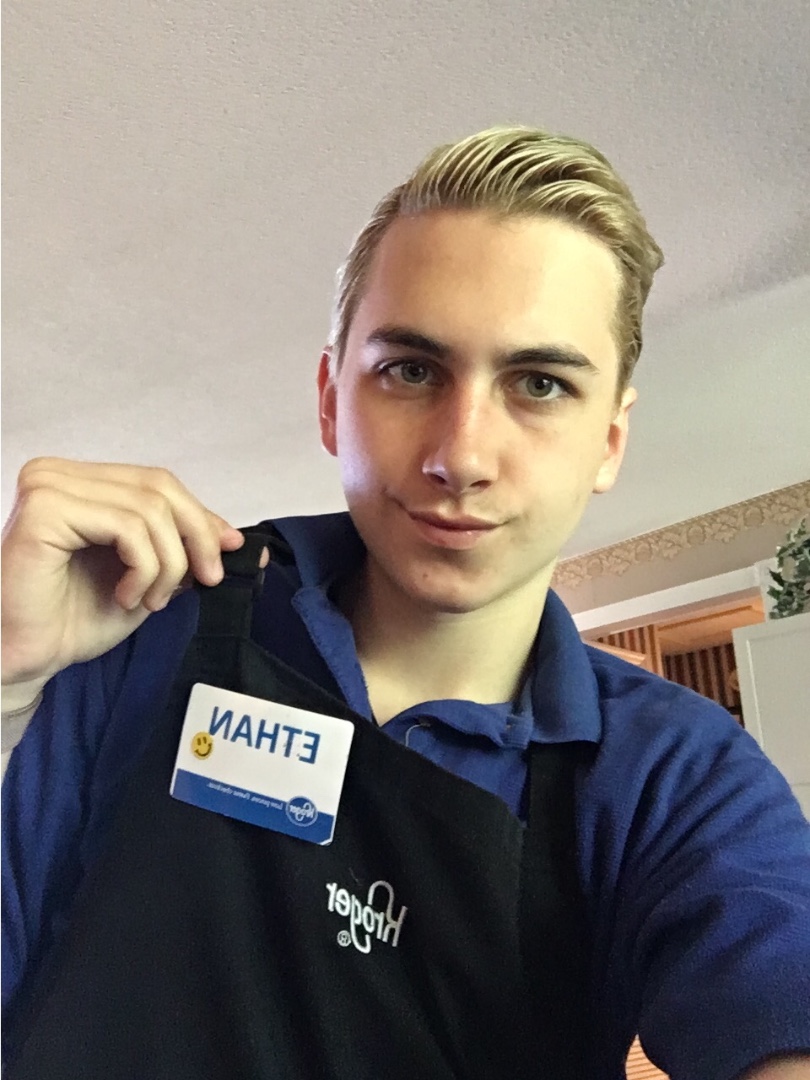 This online memorial is dedicated to Ethan Thomas Tharpe. It is a place ...