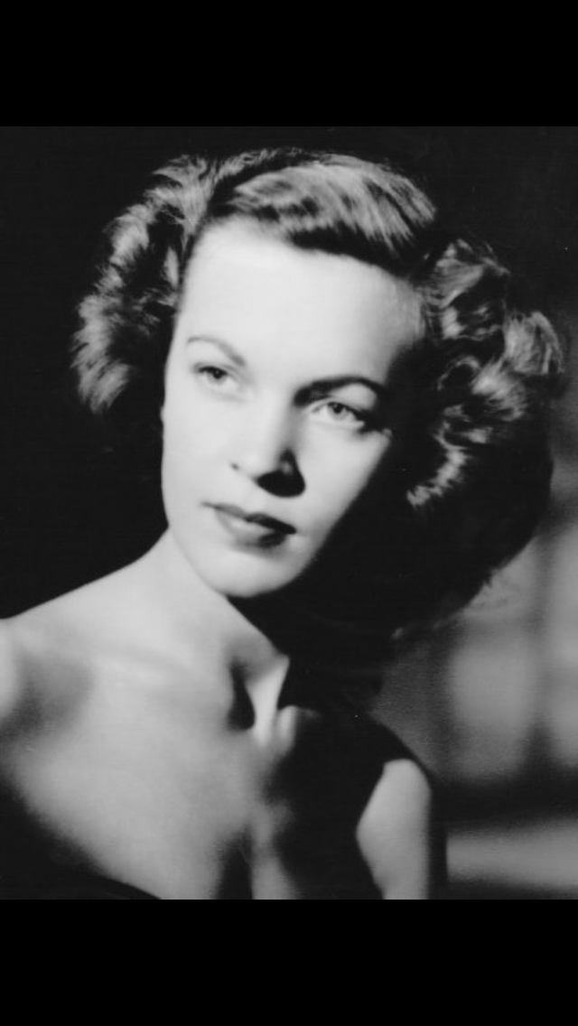 This online memorial is dedicated to Evelyn Jane Lucy. It is a place to ...