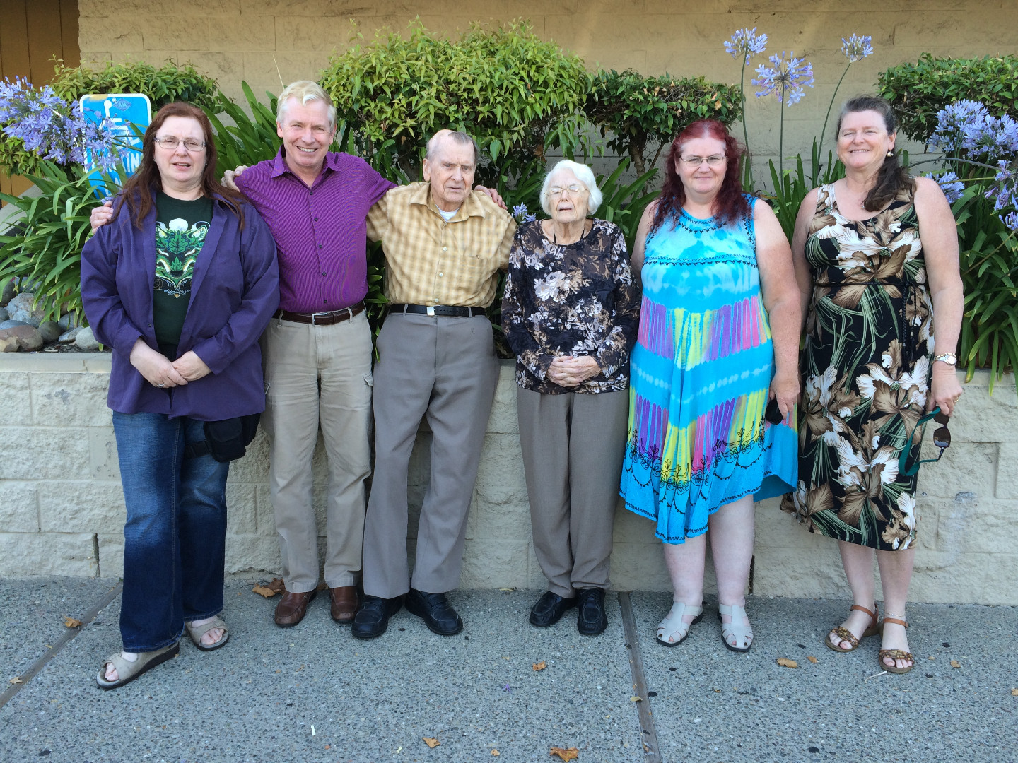 This online memorial is dedicated to Gene Houston Huffman. It is a ...