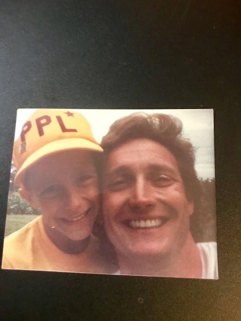 This online memorial is dedicated to Gerald Robert Tew. It is a place ...