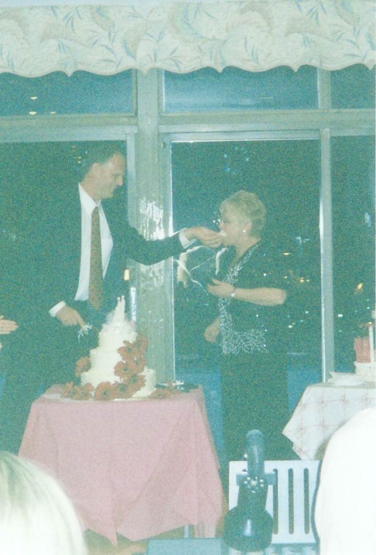 This online memorial is dedicated to Helen Marks-Klemme. It is a place ...